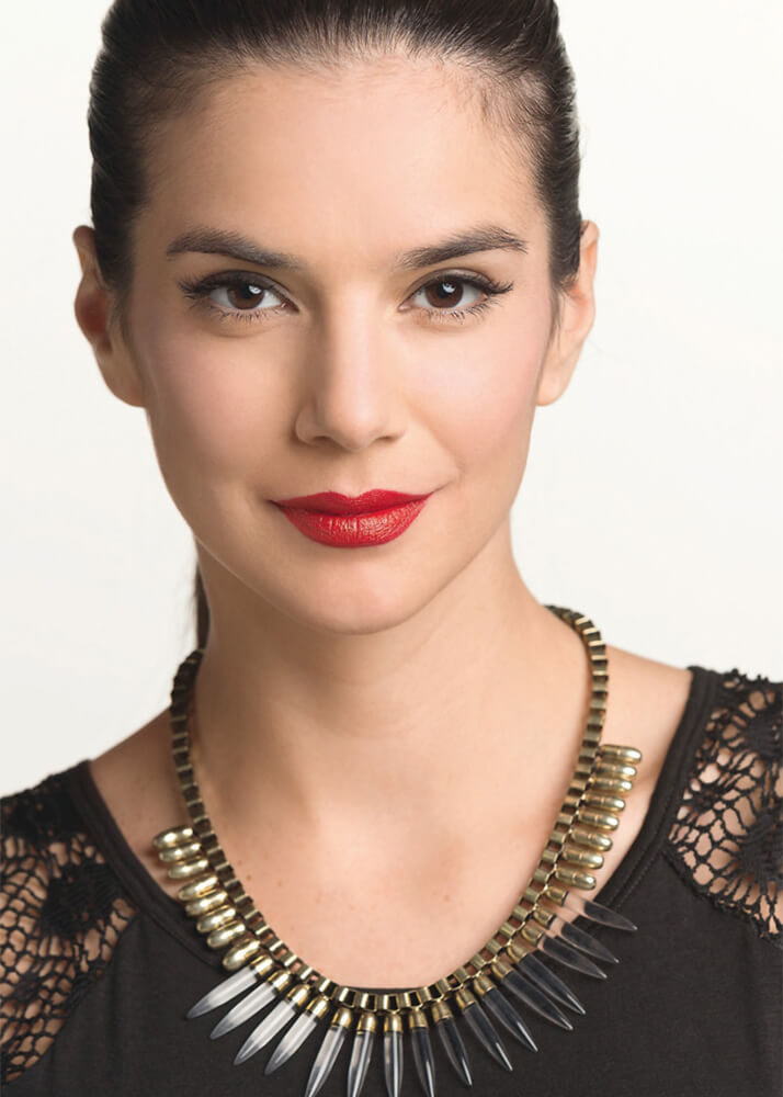 Samanta B. female model - Plugged Models Management